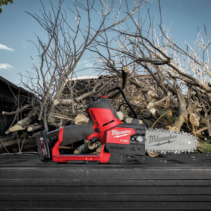 Milwaukee M12 FHS-602X Pruner Kit | Chainsaws
