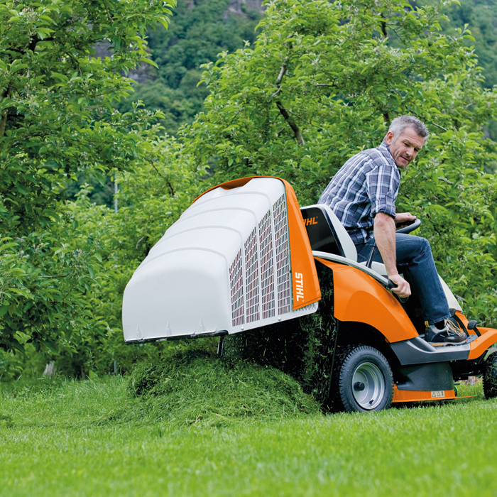Stihl RT4082 31" Rider | Tractors & Ride-Ons